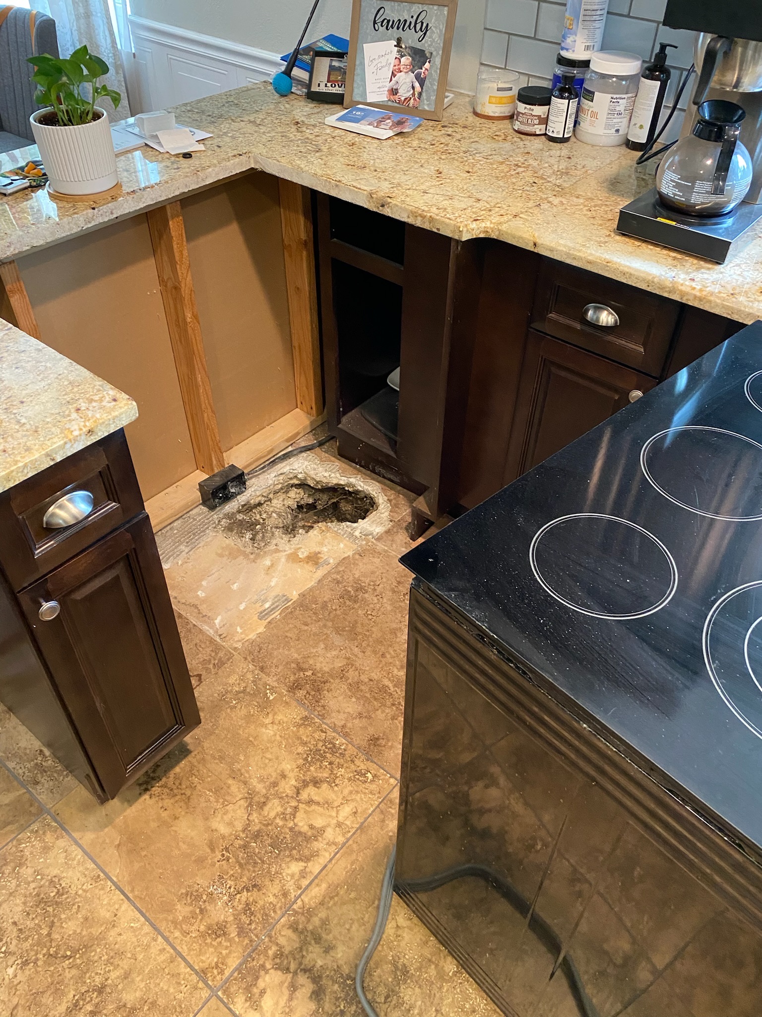 Largo Slab Leak with A Happy Ending!! - Water Leak Detection Service ... Largo Slab Leak with A Happy Ending!! - Water Leak Detection Service ...